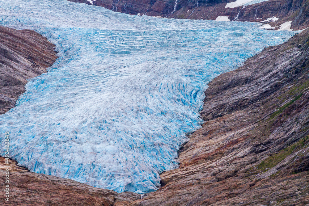 Gletscherzunge des Svartisen Gletscher Stock Photo | Adobe Stock