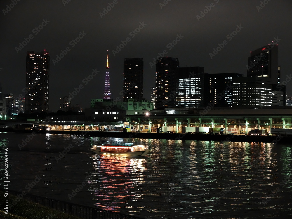 Photo & Art Print Old fish market (Tsukiji) in Tokyo with Tokyo Tower, Koichi Kasuya