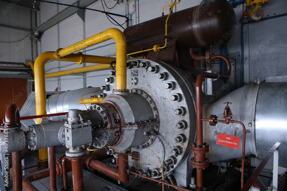 Gas transportation system. Booster pumping station for gas. Gas filling ...