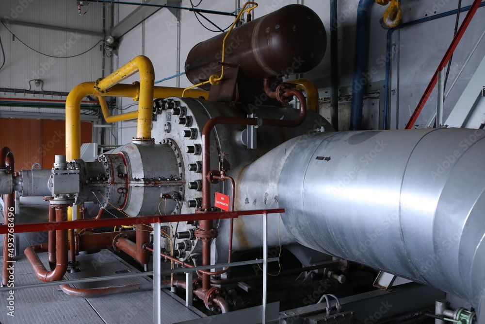 Gas transportation system. Booster pumping station for gas. Gas filling ...