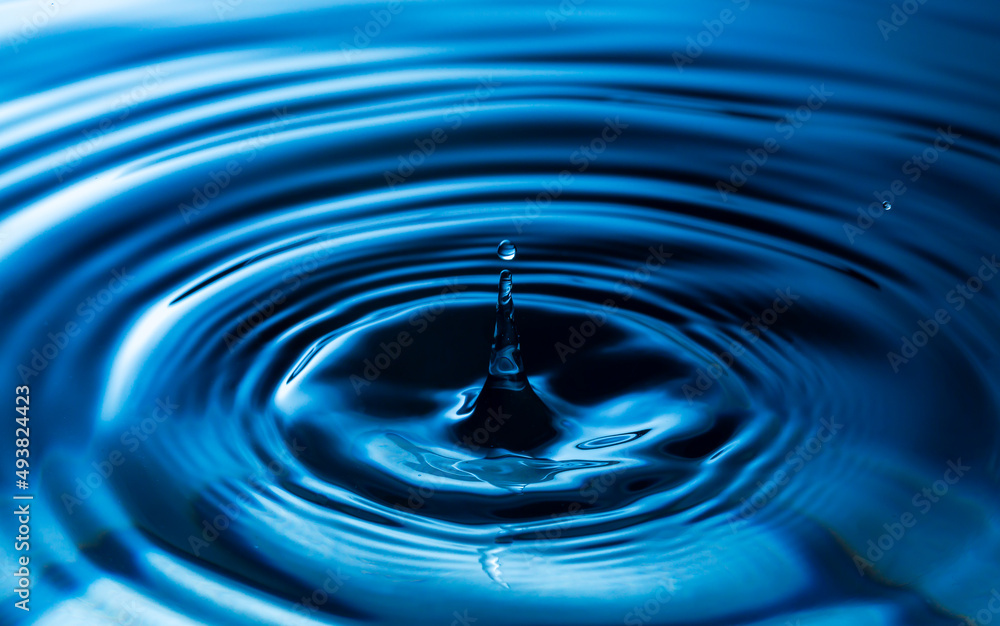 macro water drop,Blue splash water droplets round water droplets in ...
