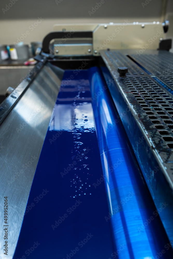 Color and glossy rollers of offset printing machine. offset ink colour ...