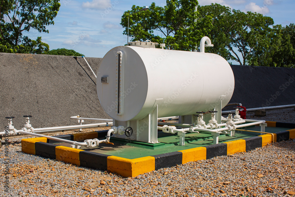 Storage tank white one of fuel oil in the horizontal tanks Stock Photo ...