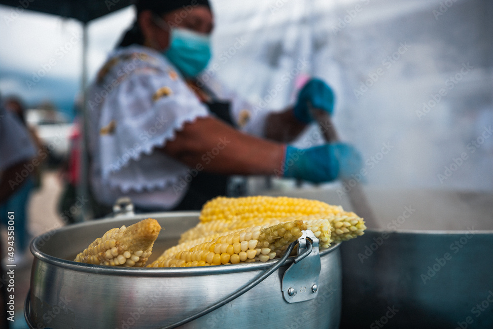 Photo & Art Print Feria gastronómica del plato típico a base de carne ...