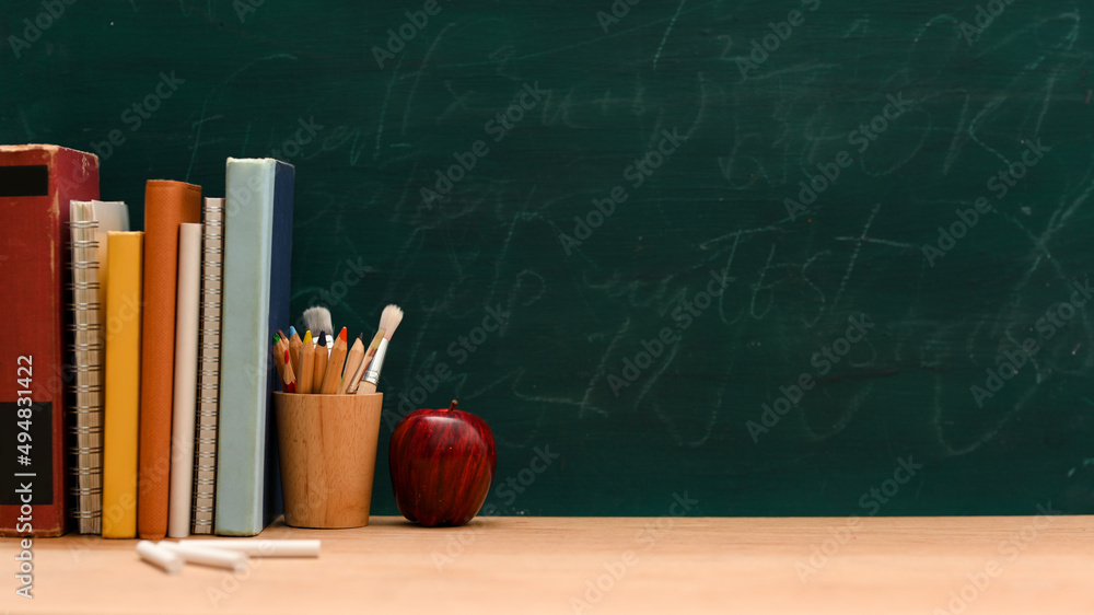 Classroom background, Back to school background with accessories and ...