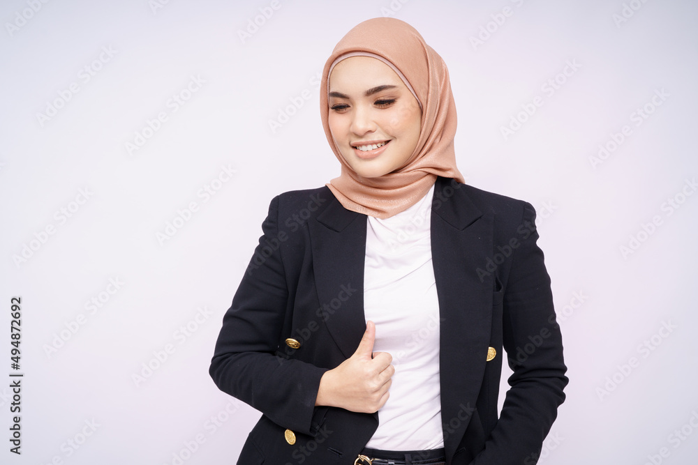 Portrait of hijab girl smiling. Pretty muslim girl. Beautiful asian ...