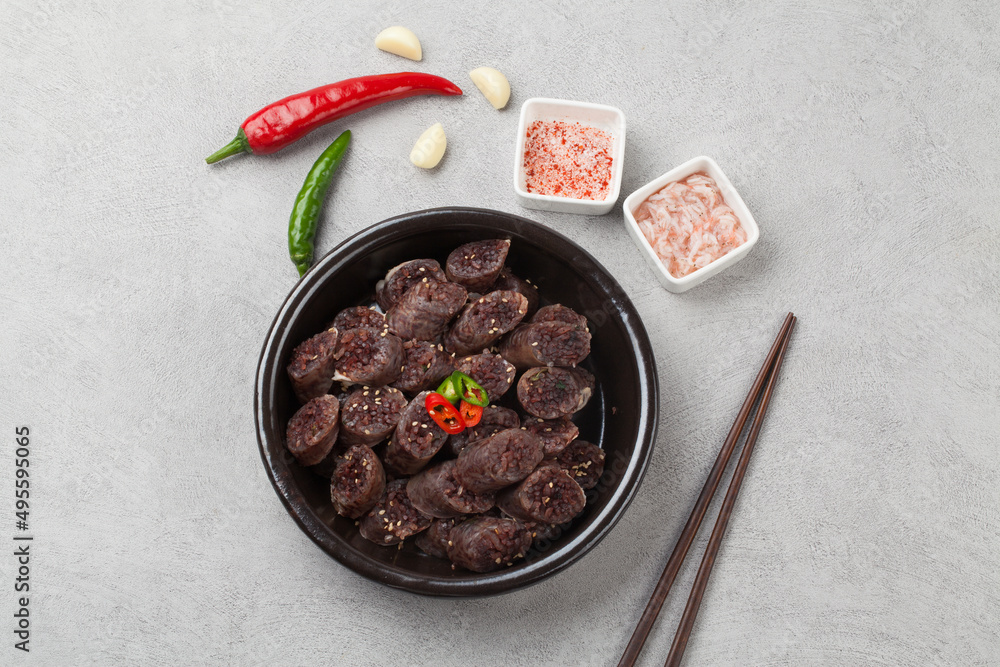 Sundae, boiled, steamed, intestines, pig intestines, glass noodles ...