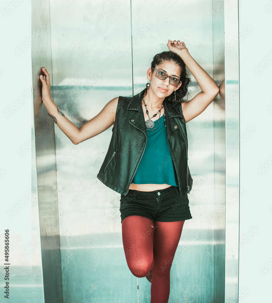 portrait of a girl in an elevator, Cute girl in an elevator, hipster ...