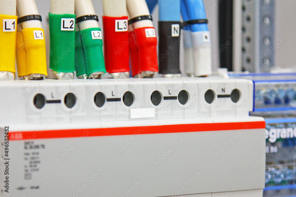 Connection of the ABB pulse voltage protection module by mounting ...