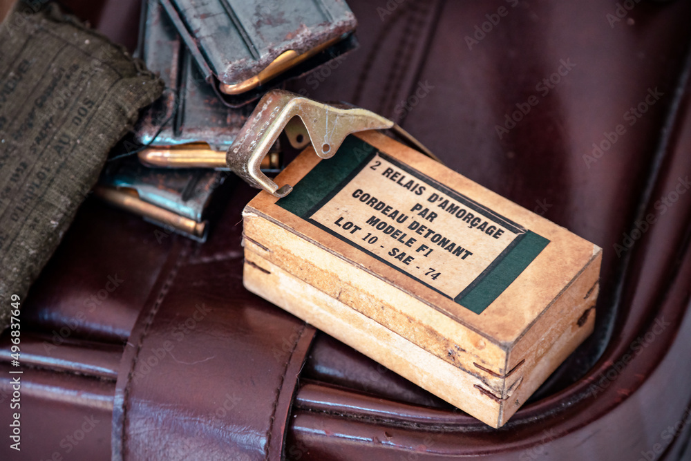 WWII ammunition/Munitions de la seconde guerre mondiale Stock Photo ...