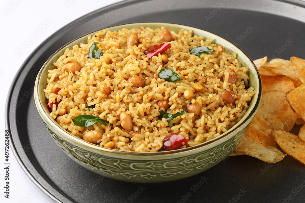 Temple Puliyodharai / Puliyogare / Tamarind Rice - Tangy and spicy ...