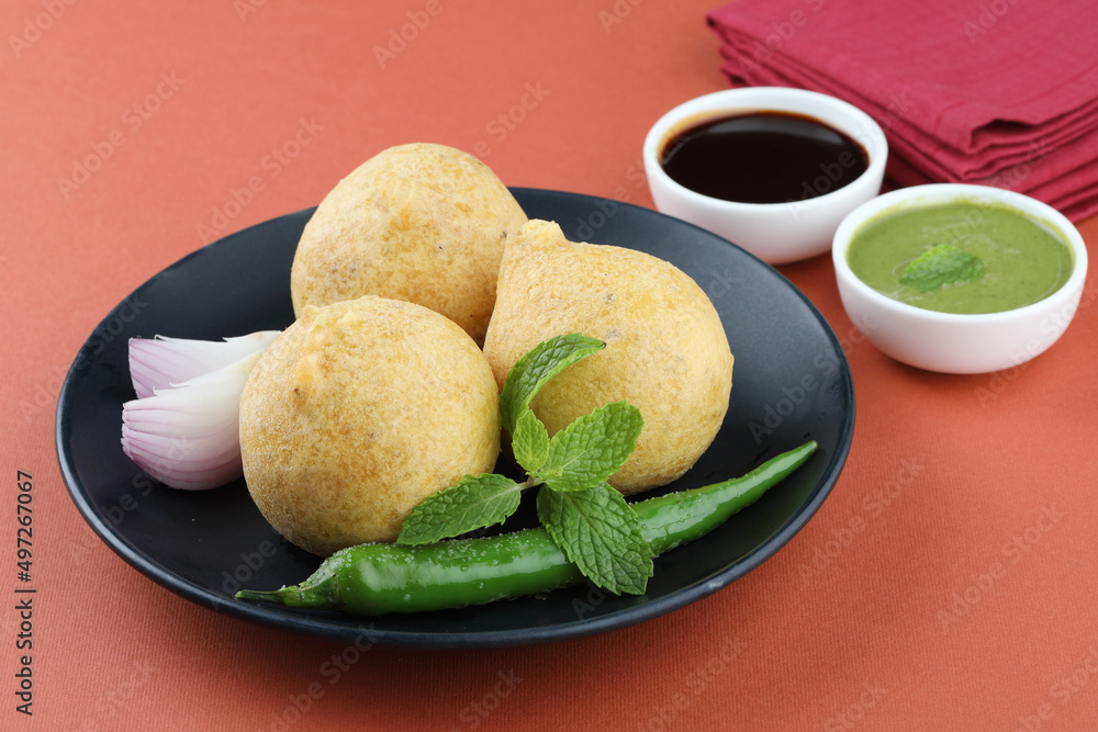 Foto de paneer bonda indian snack,Indian snack aloo vada or bonda made ...