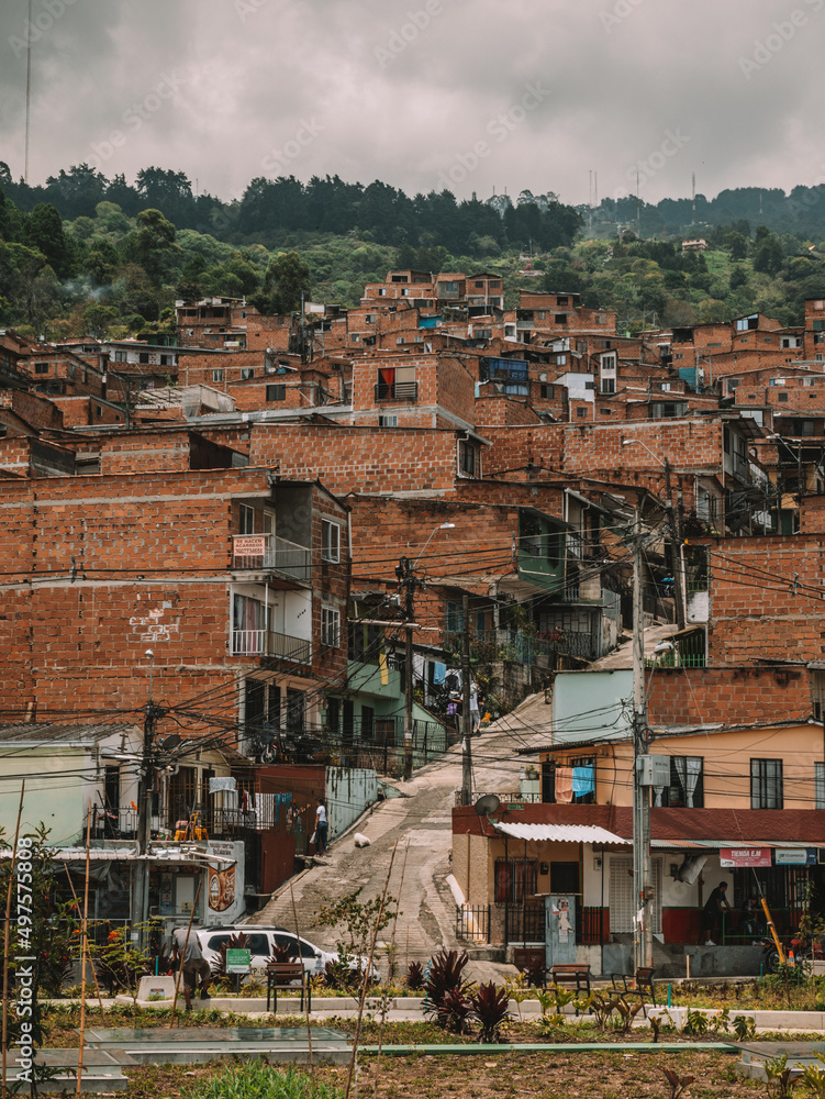 Foto de Medellín - Colombia (El barrio Pablo Escobar) do Stock | Adobe ...