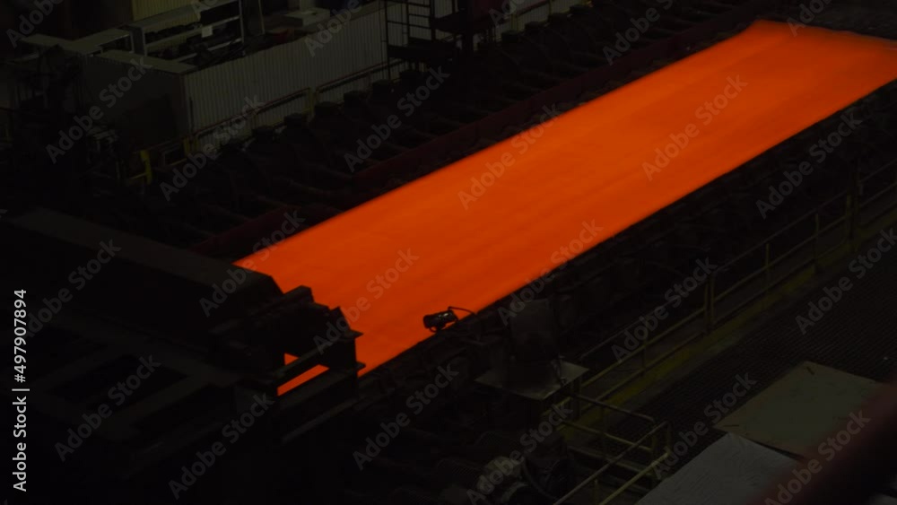 Vidéo Stock Steel plant, production of steel sheets, metal rolling ...