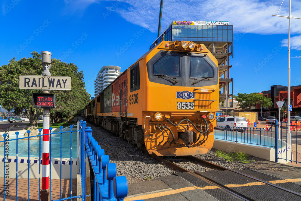 A New Zealand DL class diesel-electric locomotive operated by KiwiRail ...