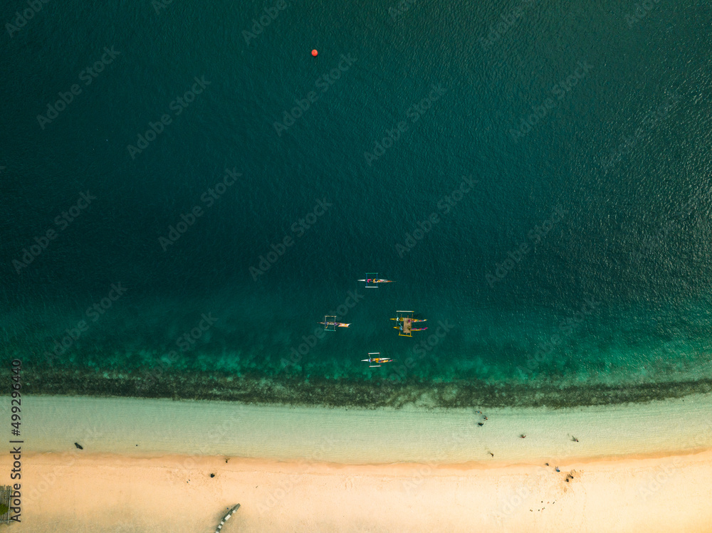 VINTA BOAT OF ZAMBOANGA The vinta is a traditional outrigger boat from ...