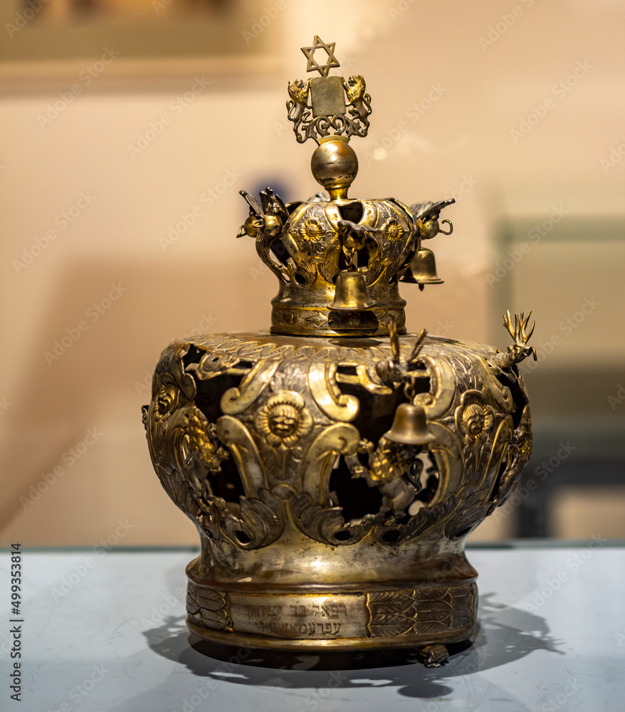 jewish judaism backgrounds Judaism traces its origins back to the Iron ...