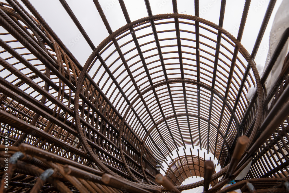 Round mesh reinforcement for columns. Rebar for concrete pillar of new ...