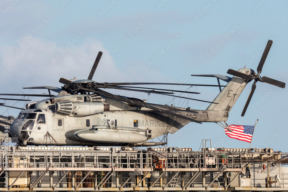 Foto de Melbourne, Australia - August 30, 2017: Sikorsky CH-53 heavy ...