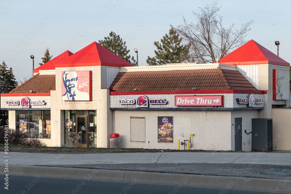 Newmarket, Ontario, Canada - April 21 2022: A KFC and Taco Bell ...