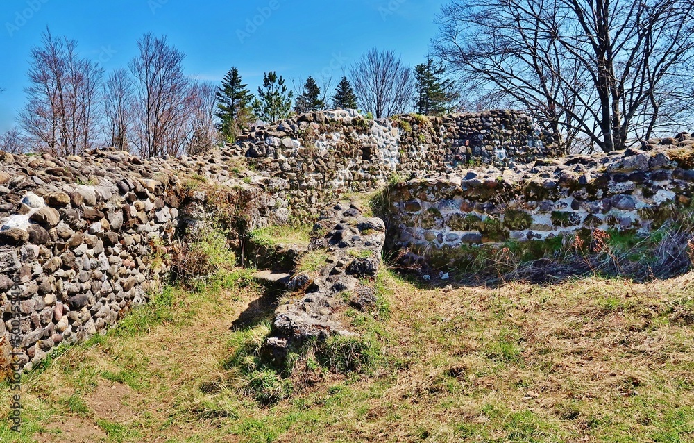 Ruine Neu Toggenburg, Schweiz, Mauerreste Stock Photo | Adobe Stock