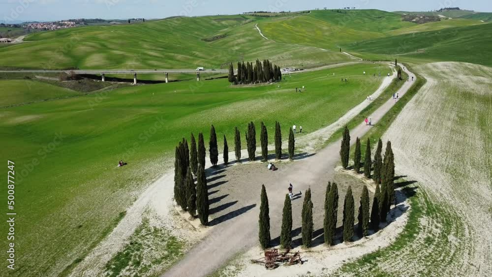 Video Stock Europe, San Quirico d'Orcia, April 2022: Group Of Cypresses In Tuscany. Circular ...