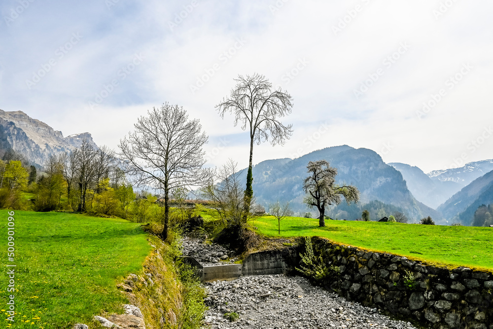 Muotathal, Dorf, Wanderweg, Muota, Fluss, Muotatal, Bergtal, Pragelpass ...