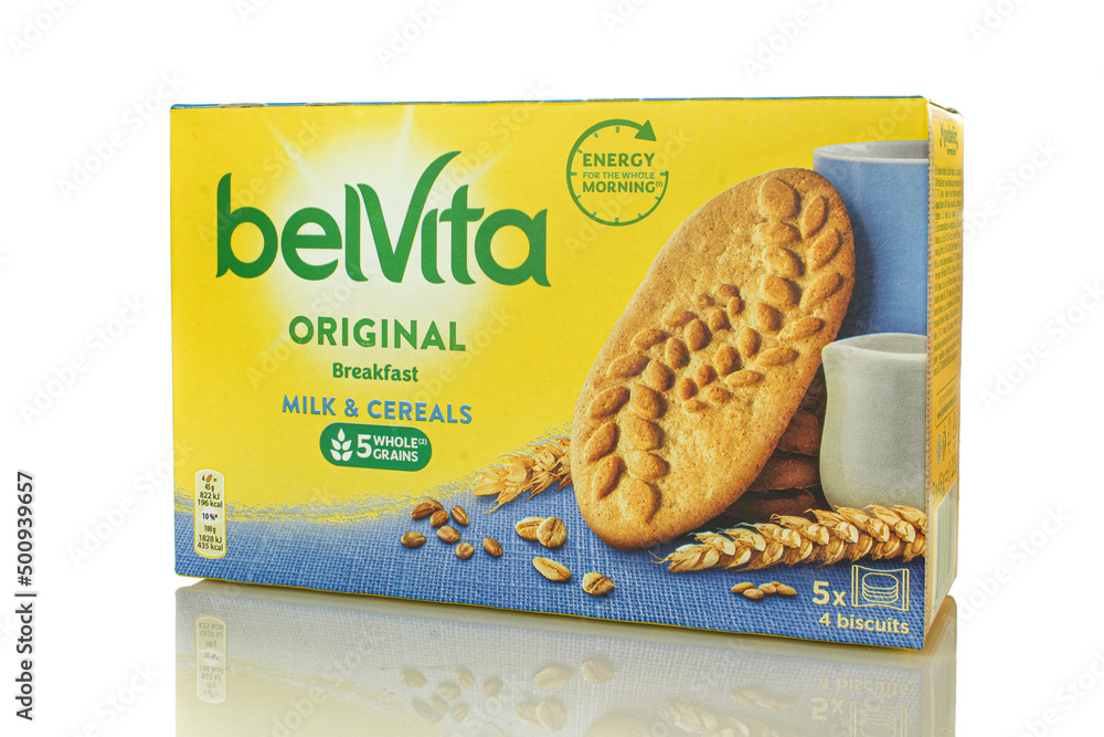 Foto de belVita original breakfast biscuits packaging isolated. Milk ...