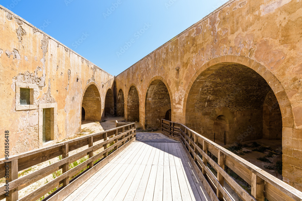 Foto de The Maniace Castle in the island of Ortigia. It was built ...