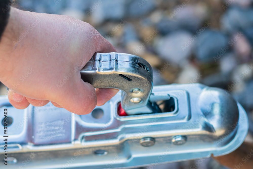 street lighting. the coupling hook is silver. to ensure the fixation of ...