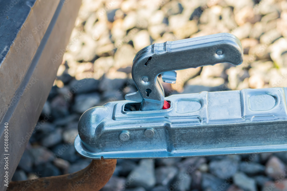 street lighting. the coupling hook is silver. to ensure the fixation of ...