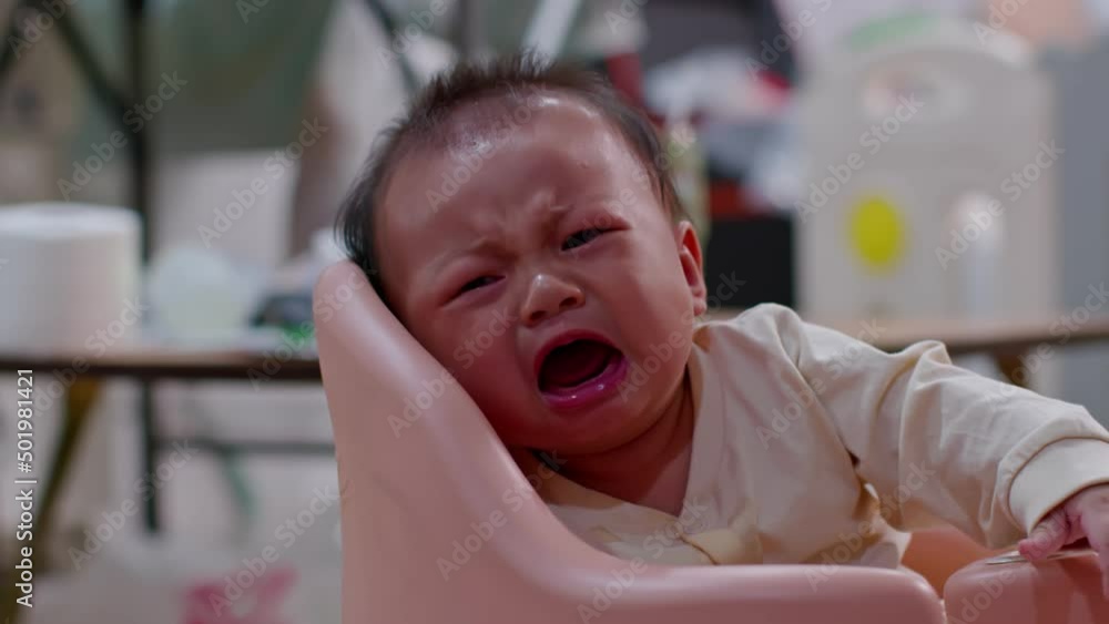 Crying baby infant hungry or stomach pain trying to find someone help ...