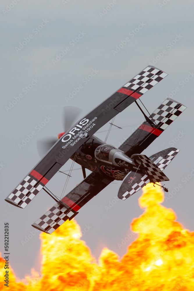 Avalon, Australia - February 27, 2015: Aerobatic pilot Skip Stewart ...
