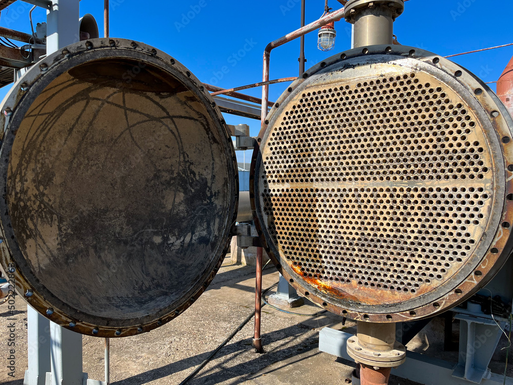 Shell-and-tube (shell-and-tube) heat exchanger for heat exchange ...