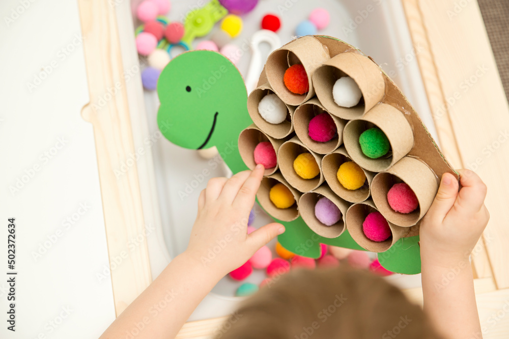 Happy turtle. Sorting game for toddlers. Fill cells with pompoms. Early ... Happy turtle. Sorting game for toddlers. Fill cells with pompoms. Early ...