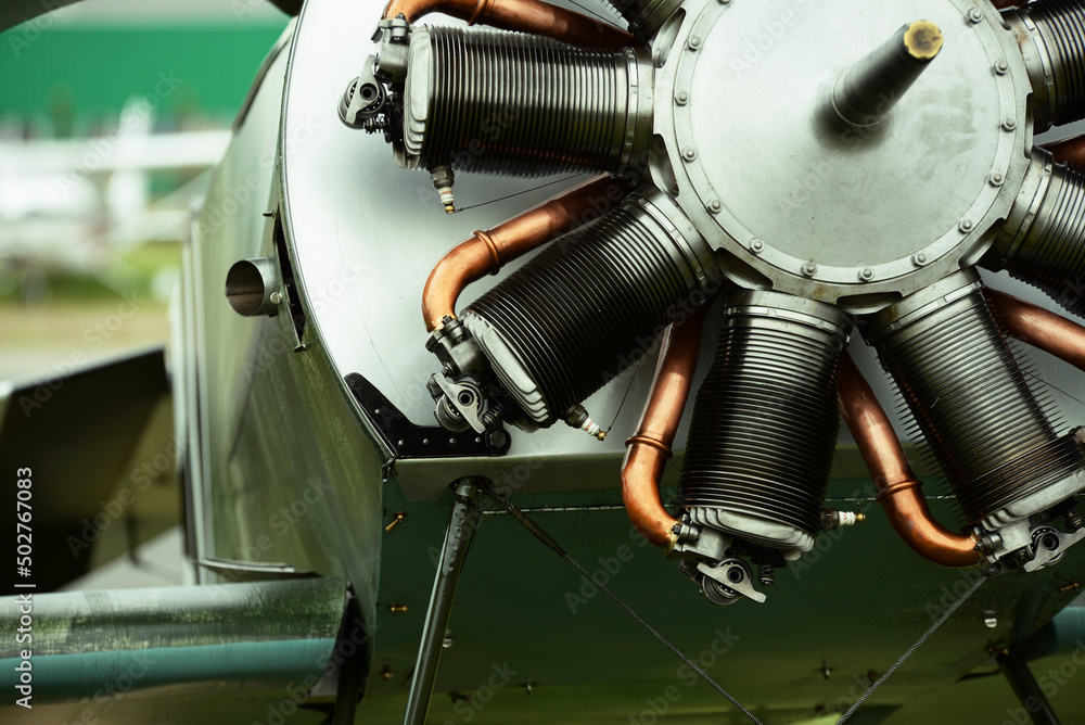 Moteur d'avion ancien Stock Photo | Adobe Stock