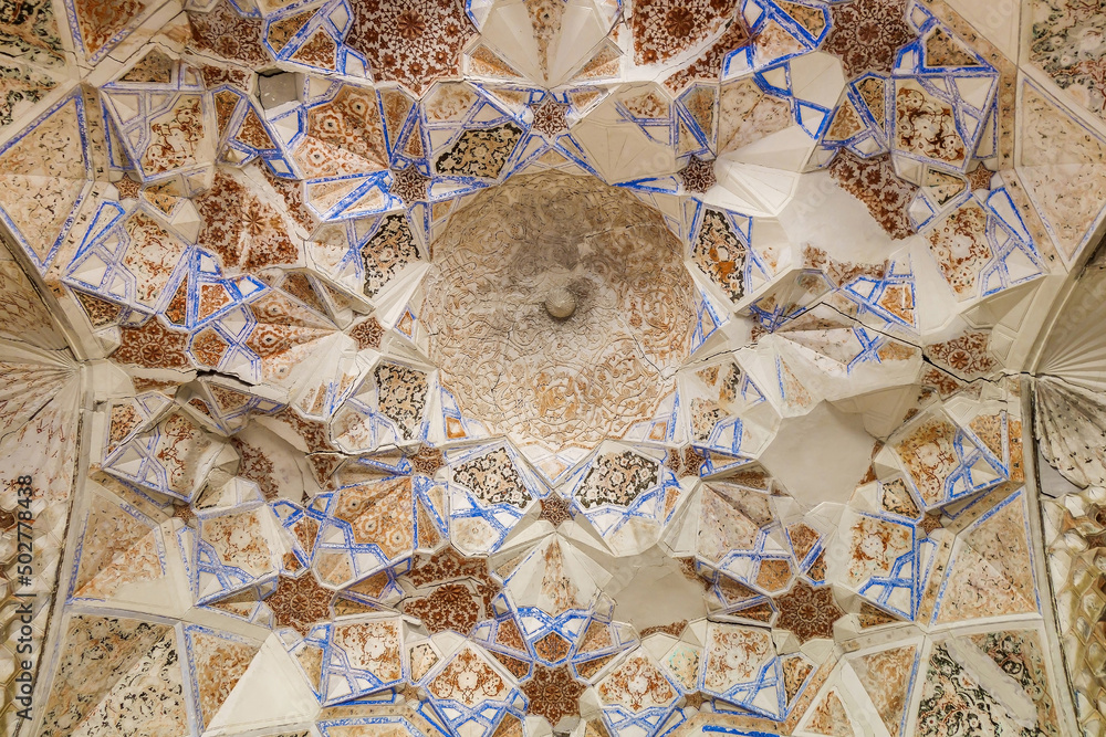Details of the vault in the design of the Abdulaziz Khan Madrasah ...