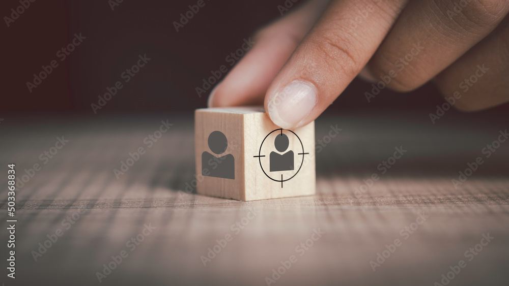 Customer relationship management (CRM), Target customer, buyer persona ...