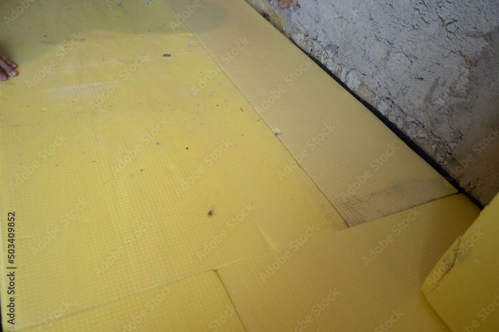Expanded polystyrene for floor insulation, installation of expanded ...