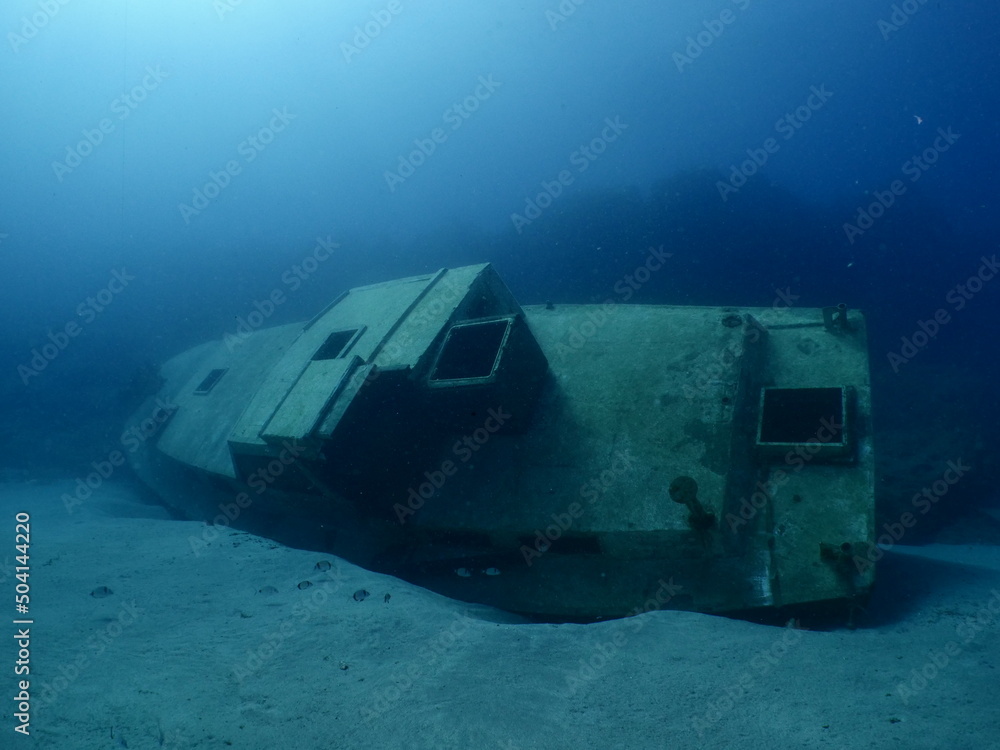 ship wreck underwater shipwreck on seabed sea floor standing metal on ...
