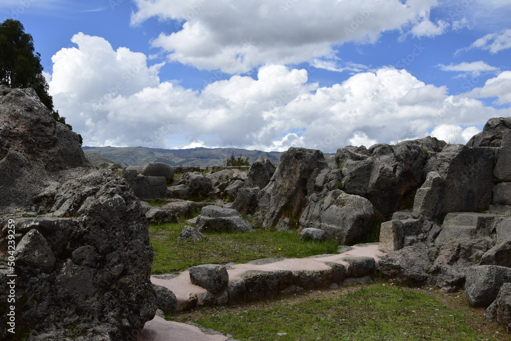 Foto de Peru, Qenko, located at Archaeological Park of Saqsaywaman ...