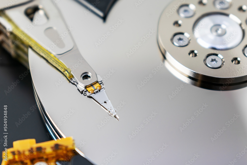 Foto de Close-up of hard disk, HDD drive, memory device. Part of a PC ...