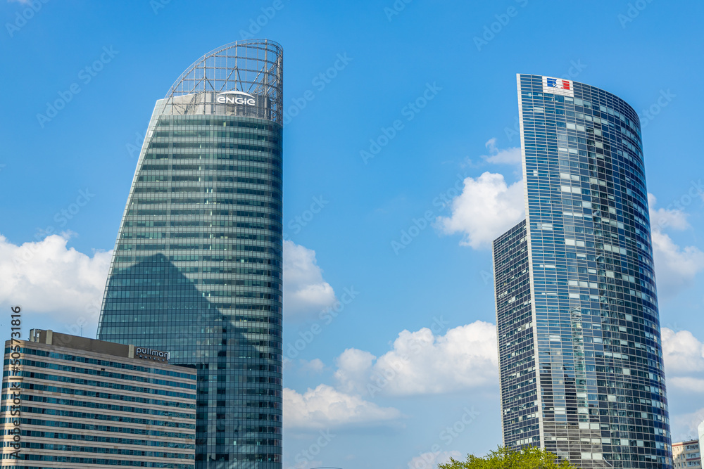 Tour T1 and Tour Sequoia towers in La Defense business district in Paris France Stock Photo ...