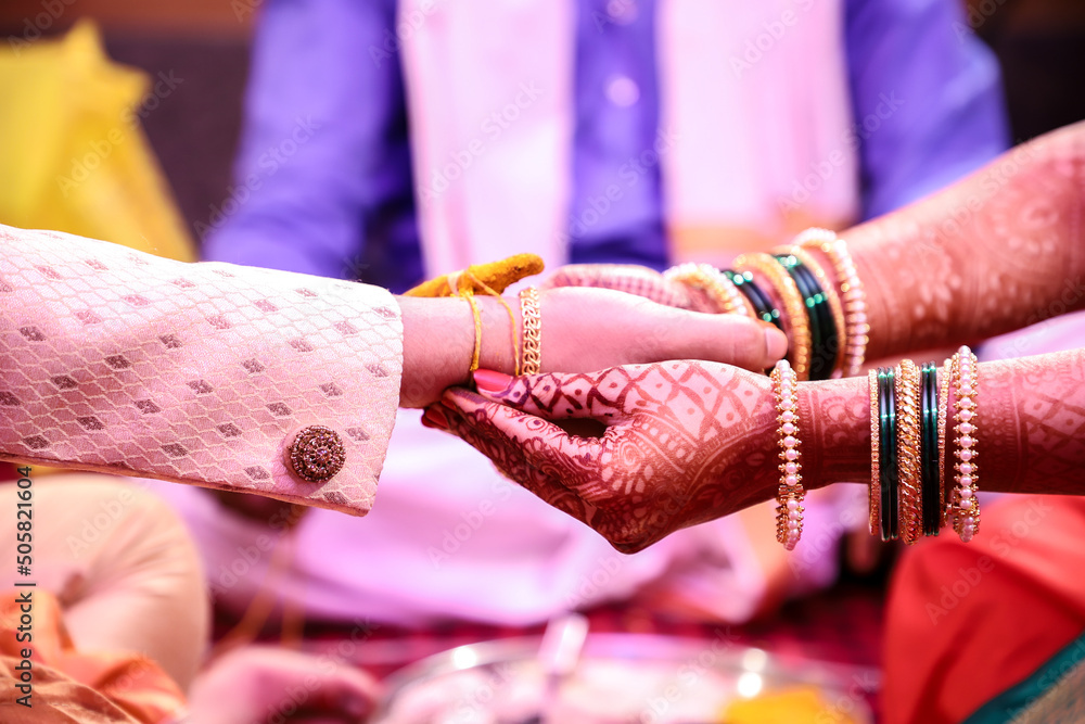 Marathi Wedding Hands