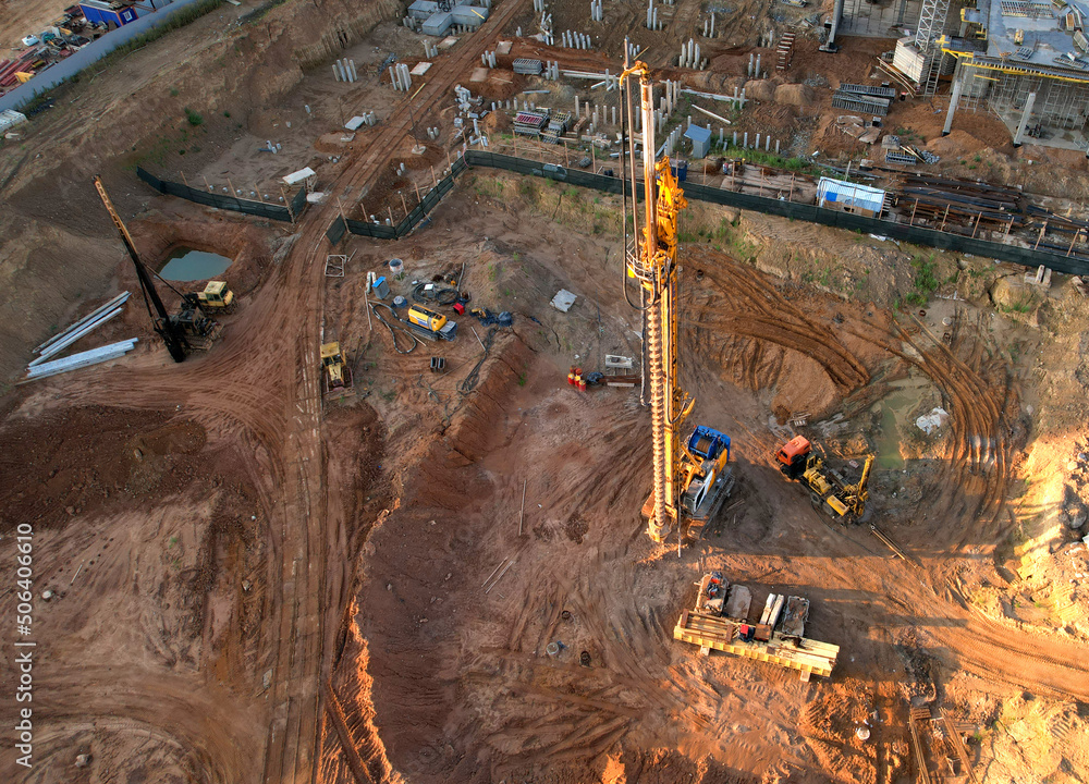 Deep foundation machine. Drilling rig and Pile driver at construction ...