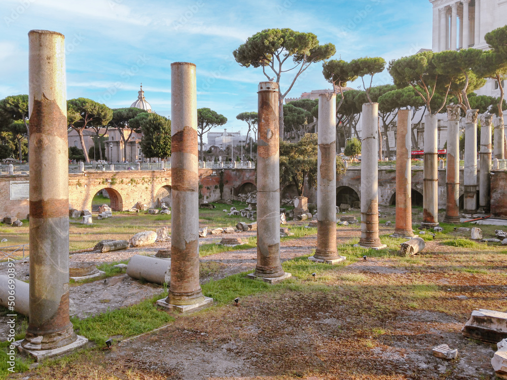 Foto de Rome, columns of the Trajan Forum (Foro di Traiano ...