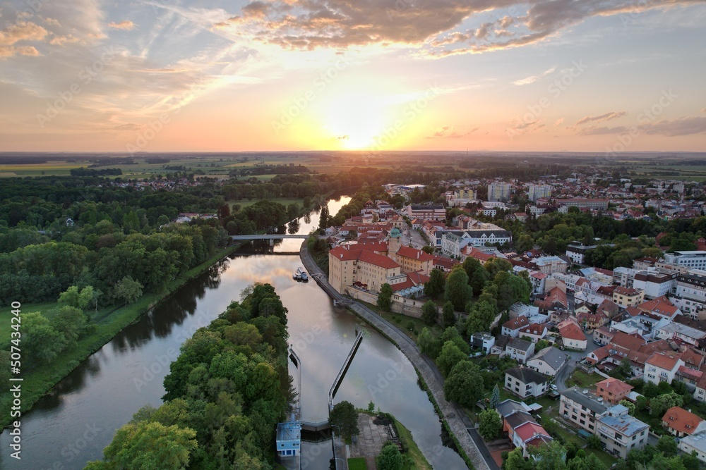 Foto de Podebrady historical city and Castle at Labe river,Chateau ...