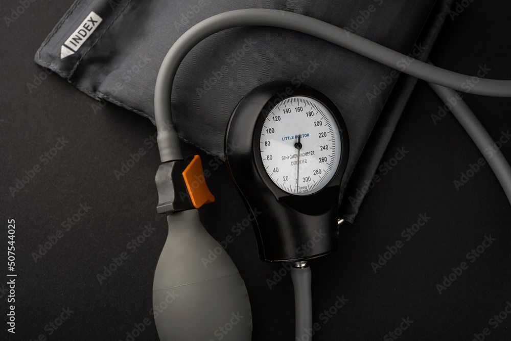 Measure a person's blood pressure. arterial hypotension. A device for ...