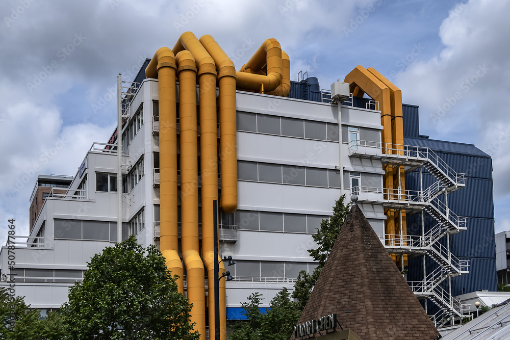 Innovative houses built in Rotterdam - Central Library (Bibliotheek ...