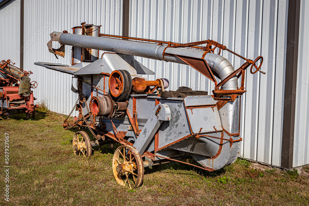 1928 International Harvester McCormick Deering 4 Roll Corn Shredder ...